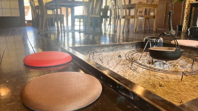 岐阜県白川郷から移設された合掌造りをスペース貸しの写真13