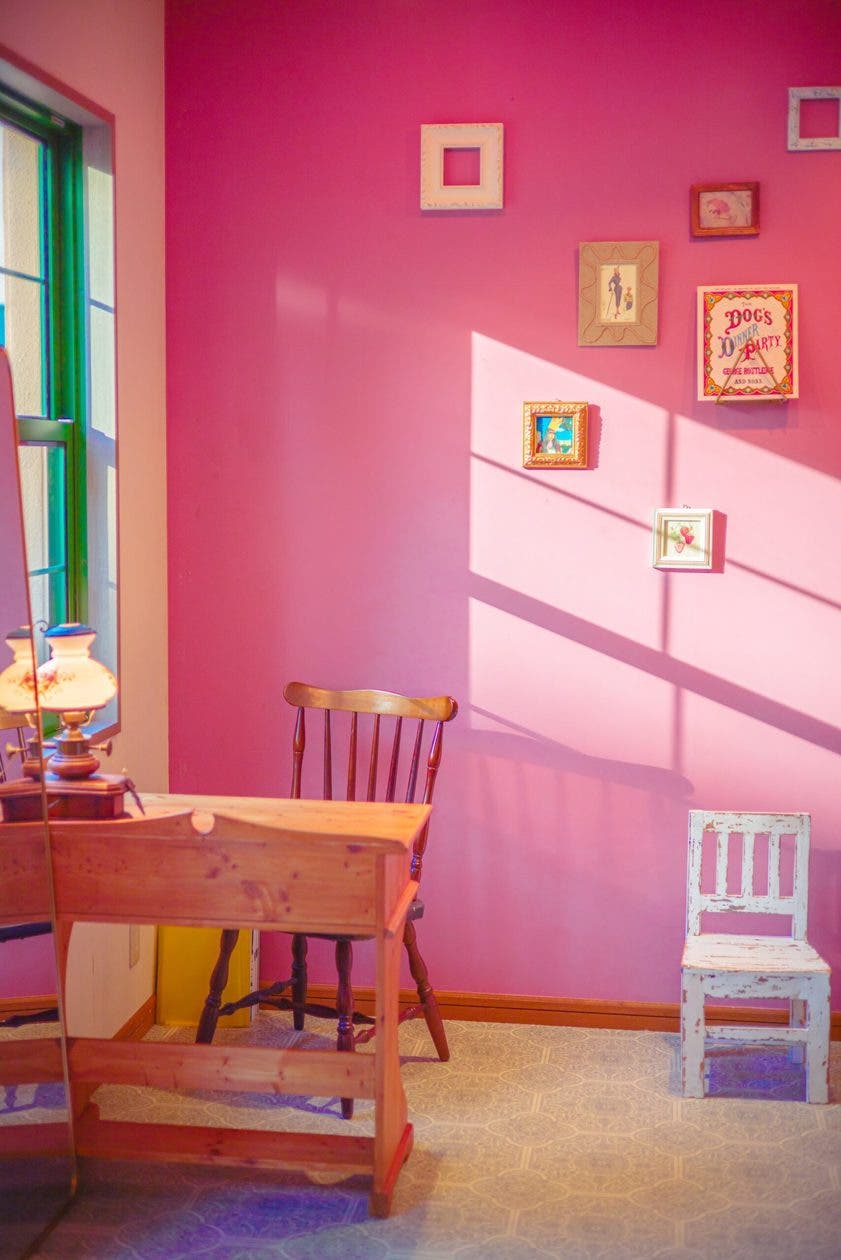 【北国分駅 徒歩1分】ドールハウスのような外観の撮影スタジオです。の写真5