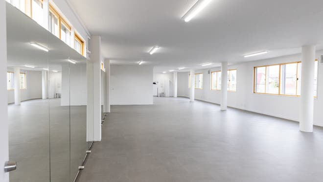 無料Wi-Fi📶BOSEステレオ♪連続壁面ミラー💖綺麗なトイレ✨大型扇風機 完備!の写真5