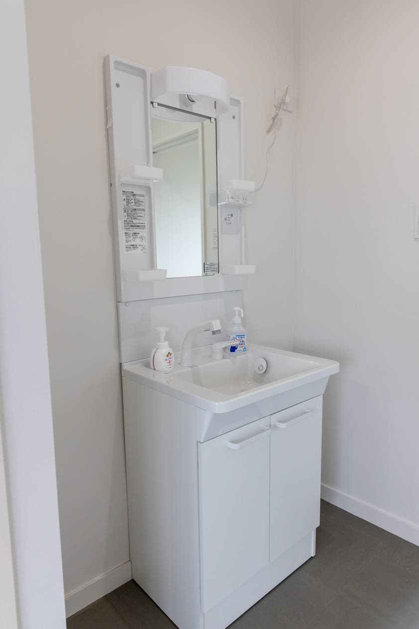 無料Wi-Fi📶BOSEステレオ♪連続壁面ミラー💖綺麗なトイレ✨大型扇風機 完備！の写真15