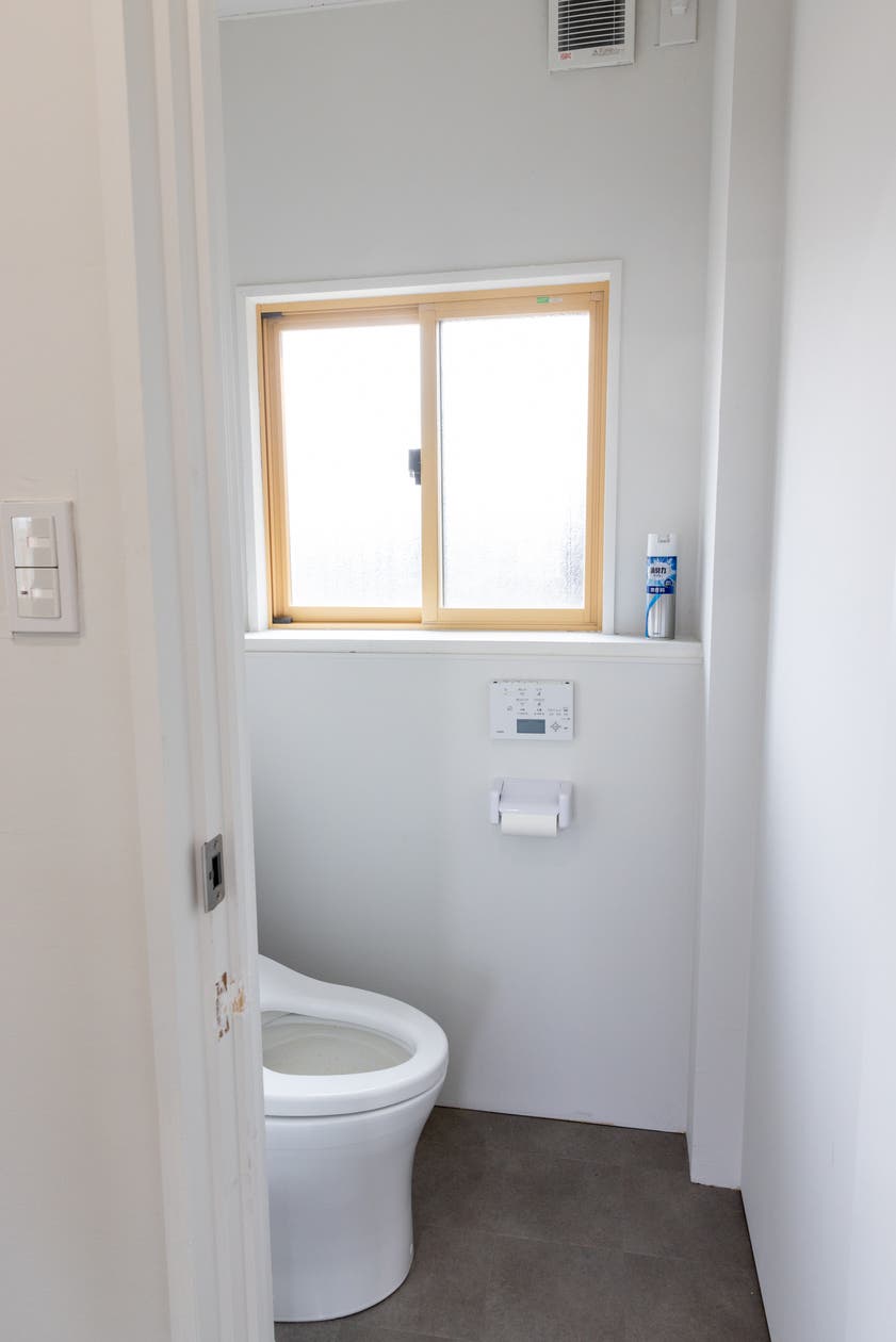 無料Wi-Fi📶BOSEステレオ♪連続壁面ミラー💖綺麗なトイレ✨大型扇風機 完備！の写真16