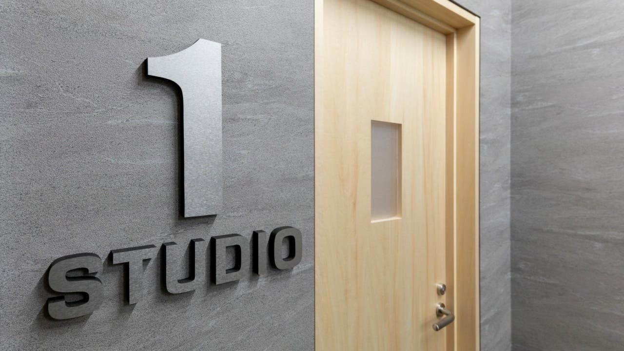 【スタジオ１】青葉台駅4分／広さ60.2㎡、鏡幅10.6mの大型レンタルスタジオ／バレエ用リノリウム床／各種教室利用におすすめの写真14