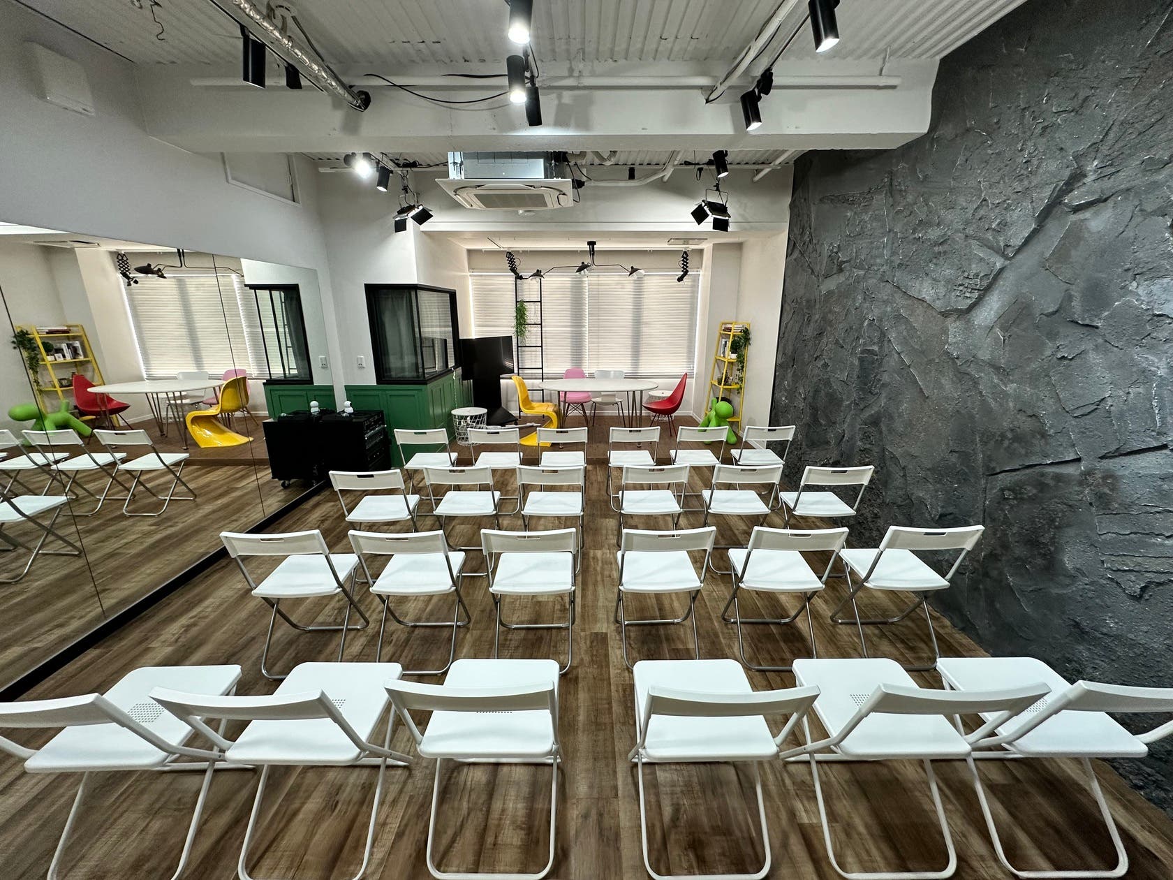 【矢場町駅徒歩10秒】43.5〜80.5㎡ レッスン、REC、イベント、配信収録など一元化可能！ELEVEN BASEの写真26