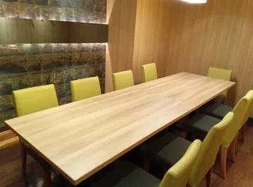 《5~8名用》会議・打ち合わせ用ルーム【サイズM】の写真2