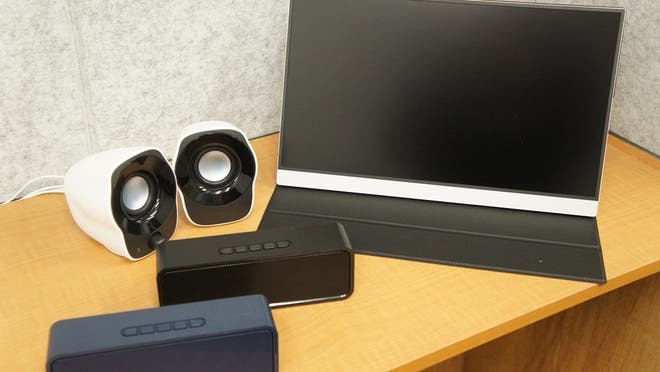 Cスタジオ/ダンスや楽器の個人練習に最適♪ 大型鏡に防音仕様の個室空間はスピーカーやモニターが使い放題!!の写真4