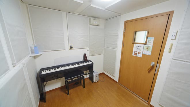 【溝の口徒歩2分】ピアノ🎸防音室《🕒24時間/要予約》⭐️教室開講OK:Dルームの写真3