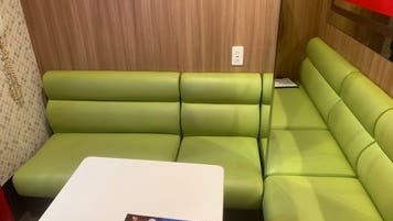 《2~4名用》会議・打ち合わせ用ルーム【サイズS】(加熱式たばこのみ可)の写真1