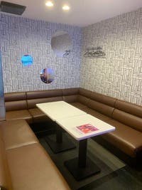 《5~8名用》会議・打ち合わせ用ルーム【サイズM】（加熱式たばこのみ可）の写真3