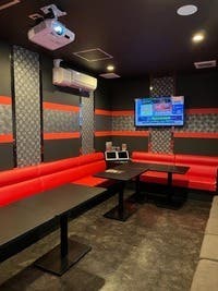 《5~6名用》会議・打ち合わせ用ルーム【サイズM】の写真1