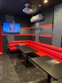 《5~6名用》会議・打ち合わせ用ルーム【サイズM】の写真2