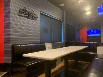 《5~8名用》会議・打ち合わせ用ルーム【サイズM】の写真3