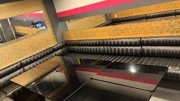 《5~8名用》会議・打ち合わせ用ルーム【サイズM】(加熱式たばこのみ可)の写真1