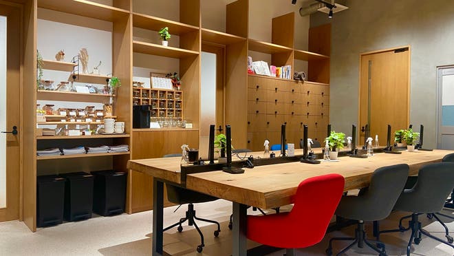 【町田 おしゃれなカフェ風ワークスペース】全席WEBミーティング可能/駐車場無料/フリードリンク&スナックの写真2