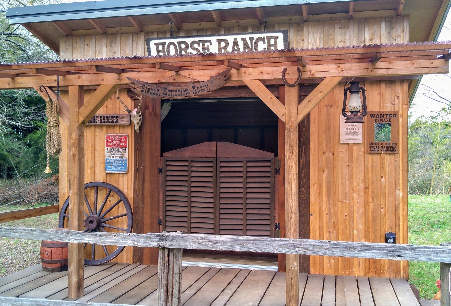 ウエスタンスタイルの牧場をまるまる貸しきってドローンの撮影など ( 屋内 ＋ 屋外 )の写真12