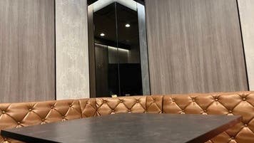 《2~4名用》会議・打ち合わせ用ルーム【サイズS】(加熱式たばこのみ可)の写真1