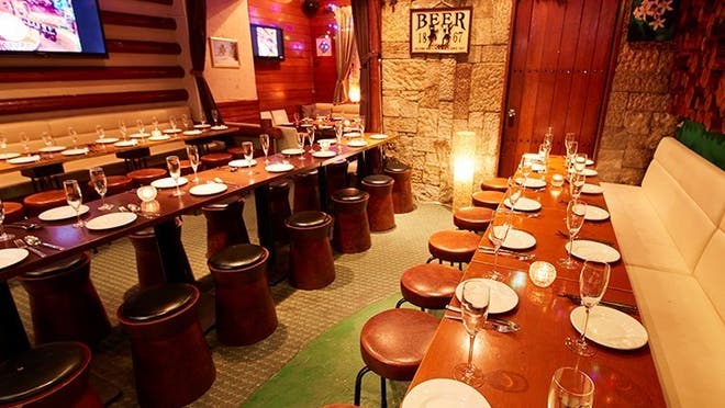 【新宿で随一の貸切実績!!】パーティー利用可能な肉バルダイニング空間で特別な貸切を♪の写真2