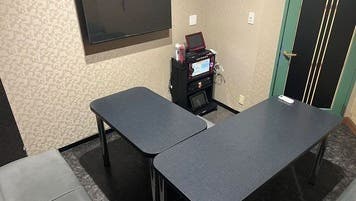 《5~8名用》会議・打ち合わせ用ルーム【サイズM】の写真1