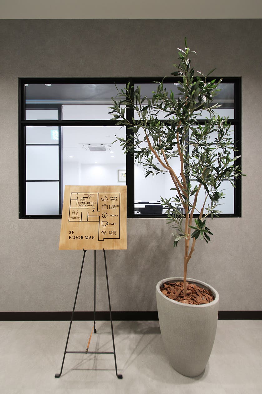 【鶴見 by Bizcafe鶴見】12名利用可能会議室②の写真4