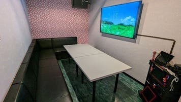 《2~4名用》会議・打ち合わせ用ルーム【サイズS】の写真3