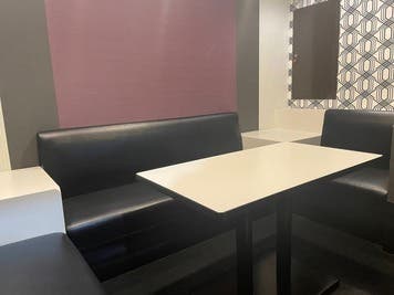 《2~4名用》会議・打ち合わせ用ルーム【サイズS】（加熱式たばこのみ可）の写真6