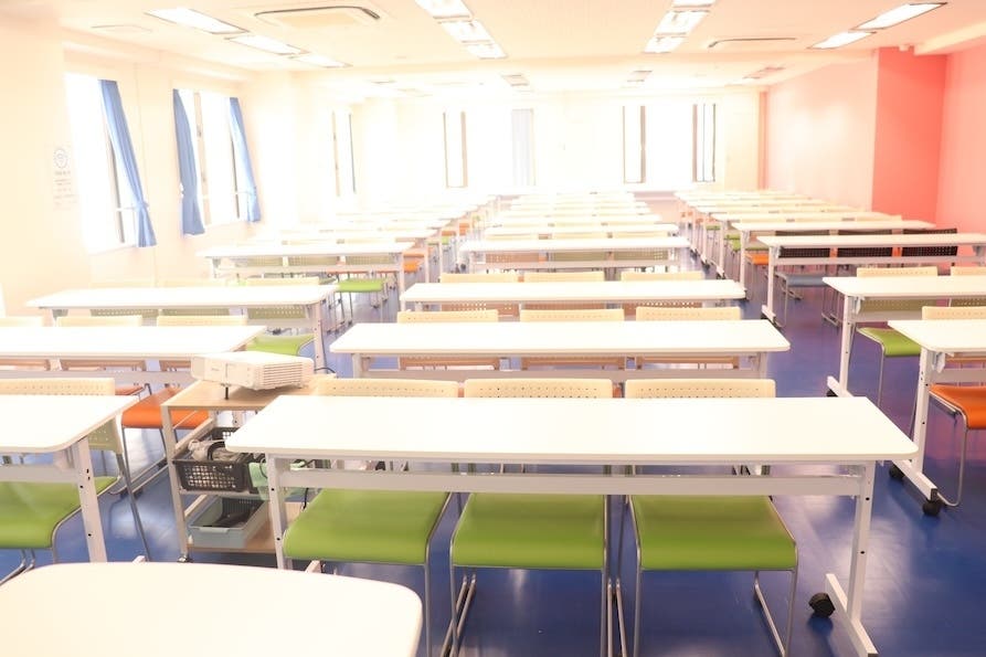 【壺川駅徒歩5分】定員90＋α名！プロジェクター含む備品・高速Wi-Fi無料！旭町404会議室の写真12