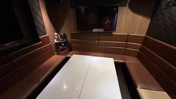 《5~8名用》会議・打ち合わせ用ルーム【サイズM】の写真4