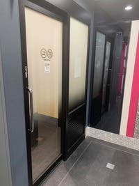 《2~4名用》会議・打ち合わせ用ルーム【サイズS】の写真11