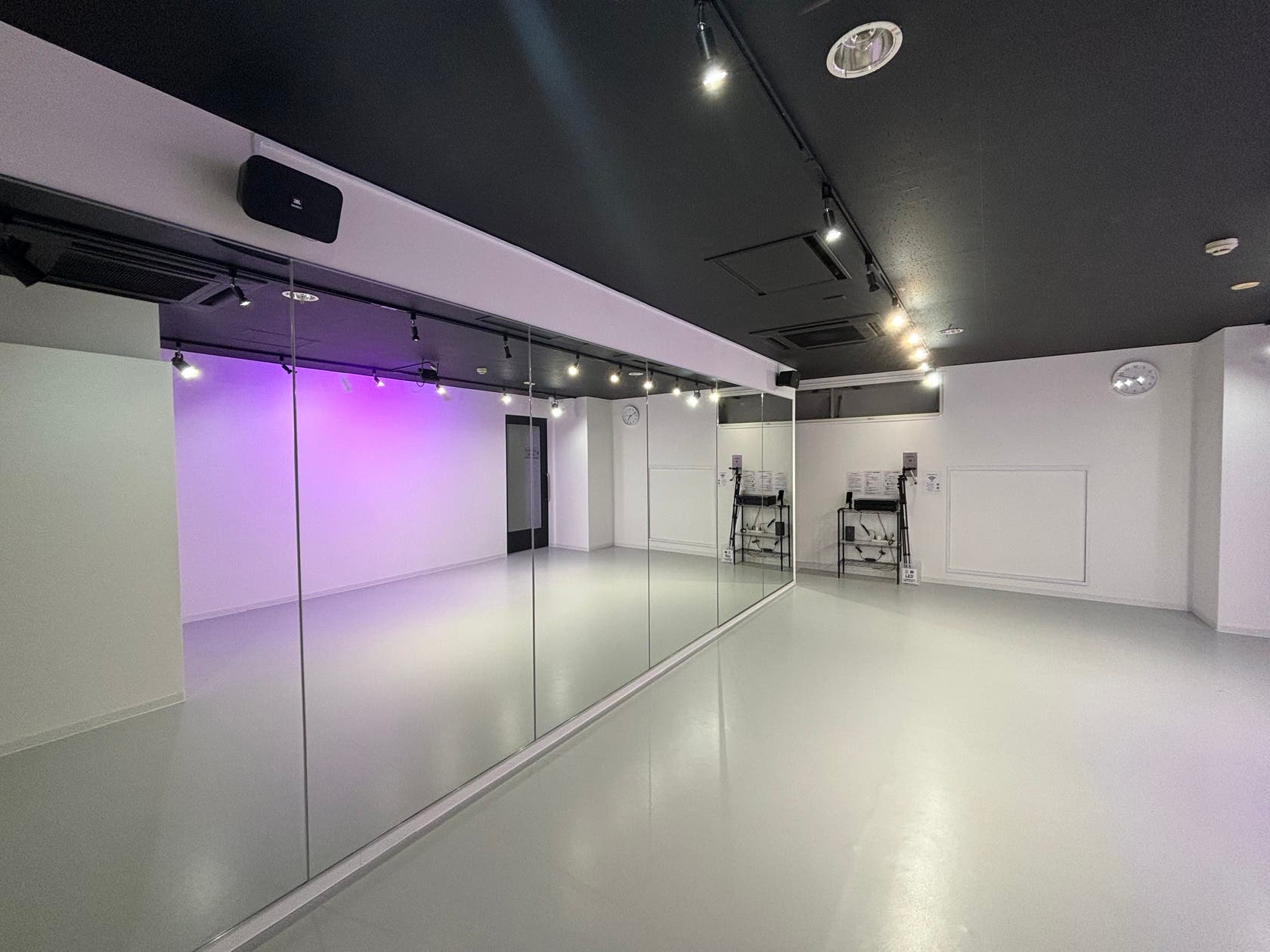 地下鉄琴似駅徒歩1分でアクセス抜群！！綺麗でオシャレ、SNS映え◎なレンタルスタジオ♪の写真4