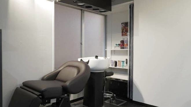 フリーランス シェアサロン UZI 銀座店 セット面2の写真2