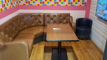 《5~8名用》会議・打ち合わせ用ルーム【サイズM】の写真2