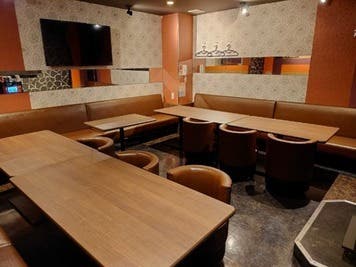 《5~8名用》会議・打ち合わせ用ルーム【サイズM】（加熱式たばこのみ可）の写真3