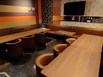 《5~8名用》会議・打ち合わせ用ルーム【サイズM】（加熱式たばこのみ可）の写真4