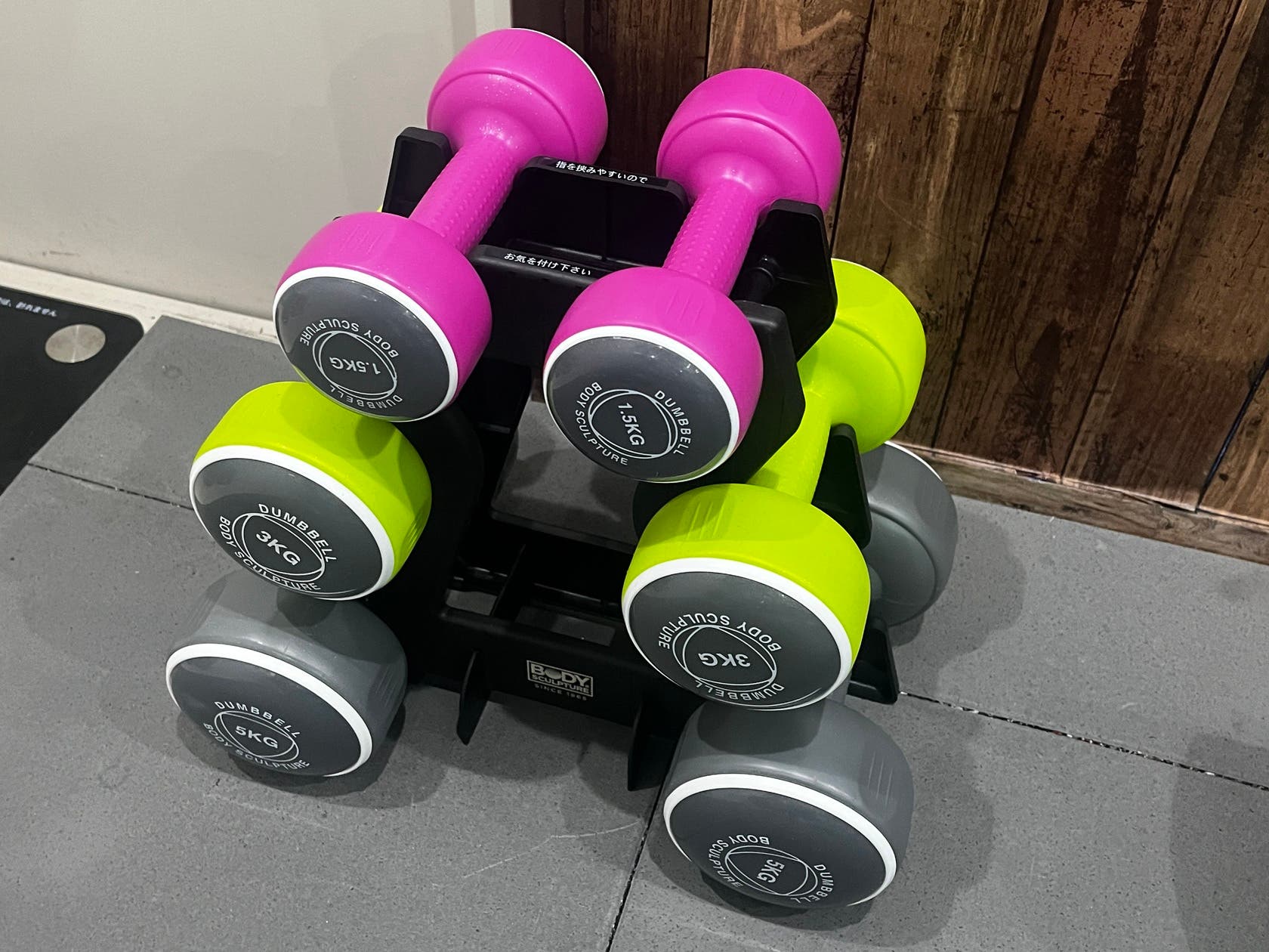 《御茶ノ水駅徒歩5分》完全個室レンタルジム　5in1ラック/ダンベル40kg　『SLIM FITNESS 御茶ノ水店💪』の写真8