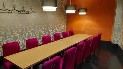 《5~8名用》会議・打ち合わせ用ルーム【サイズM】の写真4