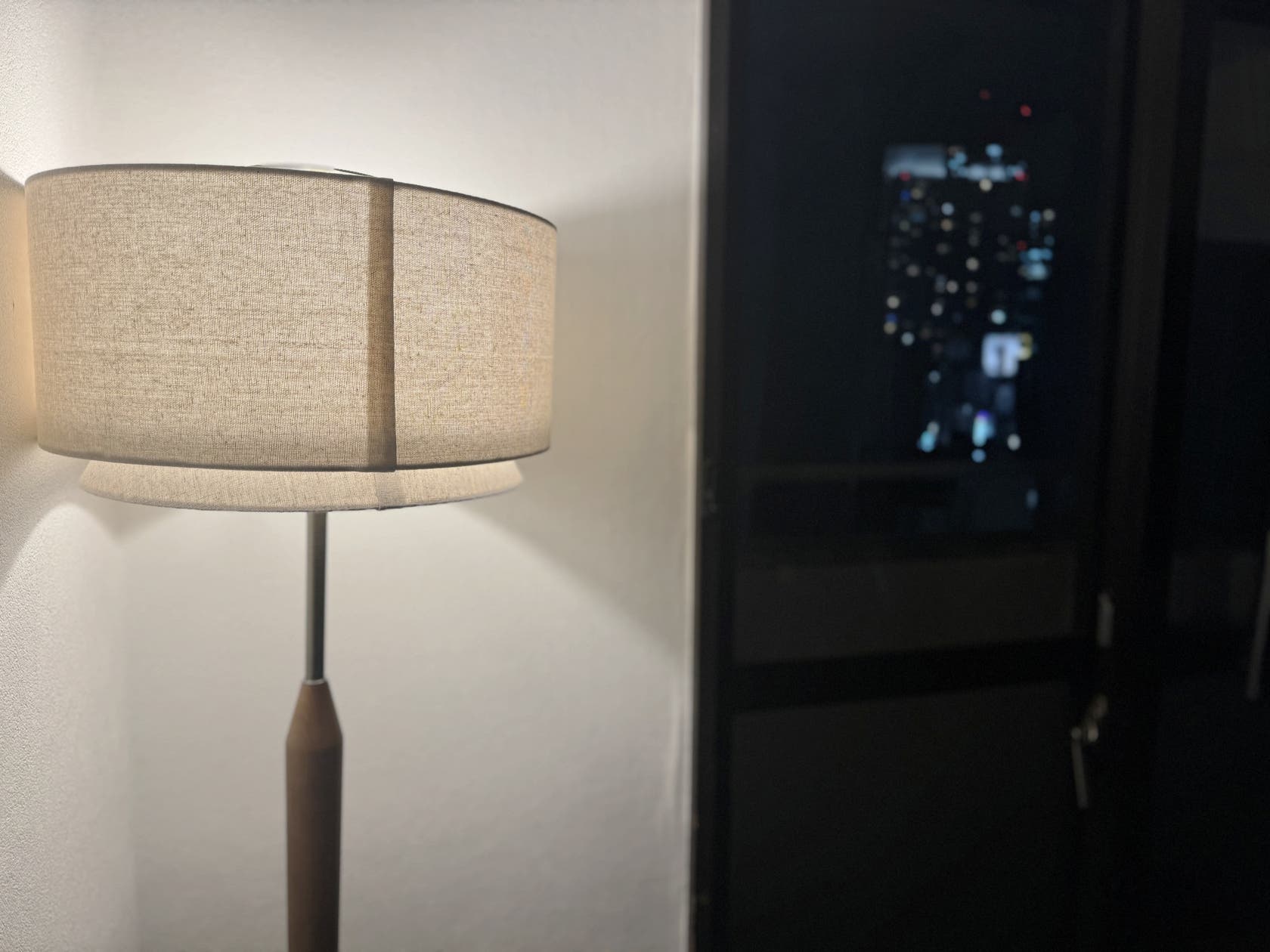 六本木駅徒歩15秒｜最大8名｜即予約｜ビジネスやパーティーの利用に最適！夜間の休憩利用も可能！ワンコイン会議室 六本木の写真11