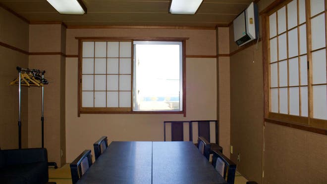 ミーティングや商談などに使える会議室の写真3