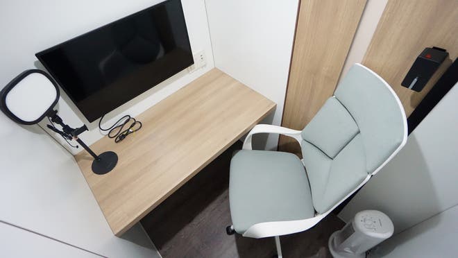 <PRIME BOOTH丸の内駅前No.2(ラージ)>丸の内駅2番出口1分🚃完全個室🚪光回線Wi-Fi📶モニター🖥電源🔌の写真3