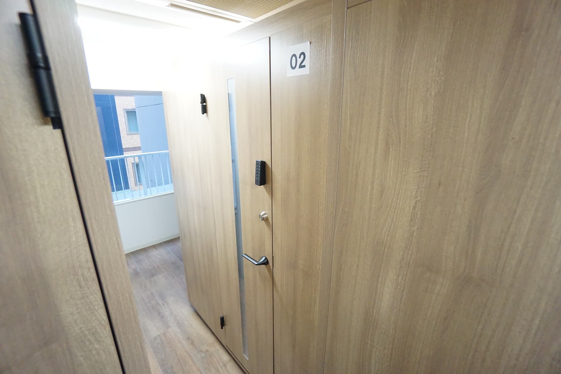 ＜PRIME BOOTH丸の内駅前No.2（ラージ）＞丸の内駅2番出口1分🚃完全個室🚪光回線Wi-Fi📶モニター🖥電源🔌の写真6