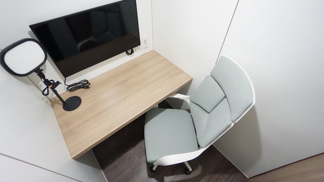 <PRIME BOOTH丸の内駅前No.4(ラージ)>丸の内駅2番出口1分🚃完全個室🚪光回線Wi-Fi📶モニター🖥電源🔌の写真3