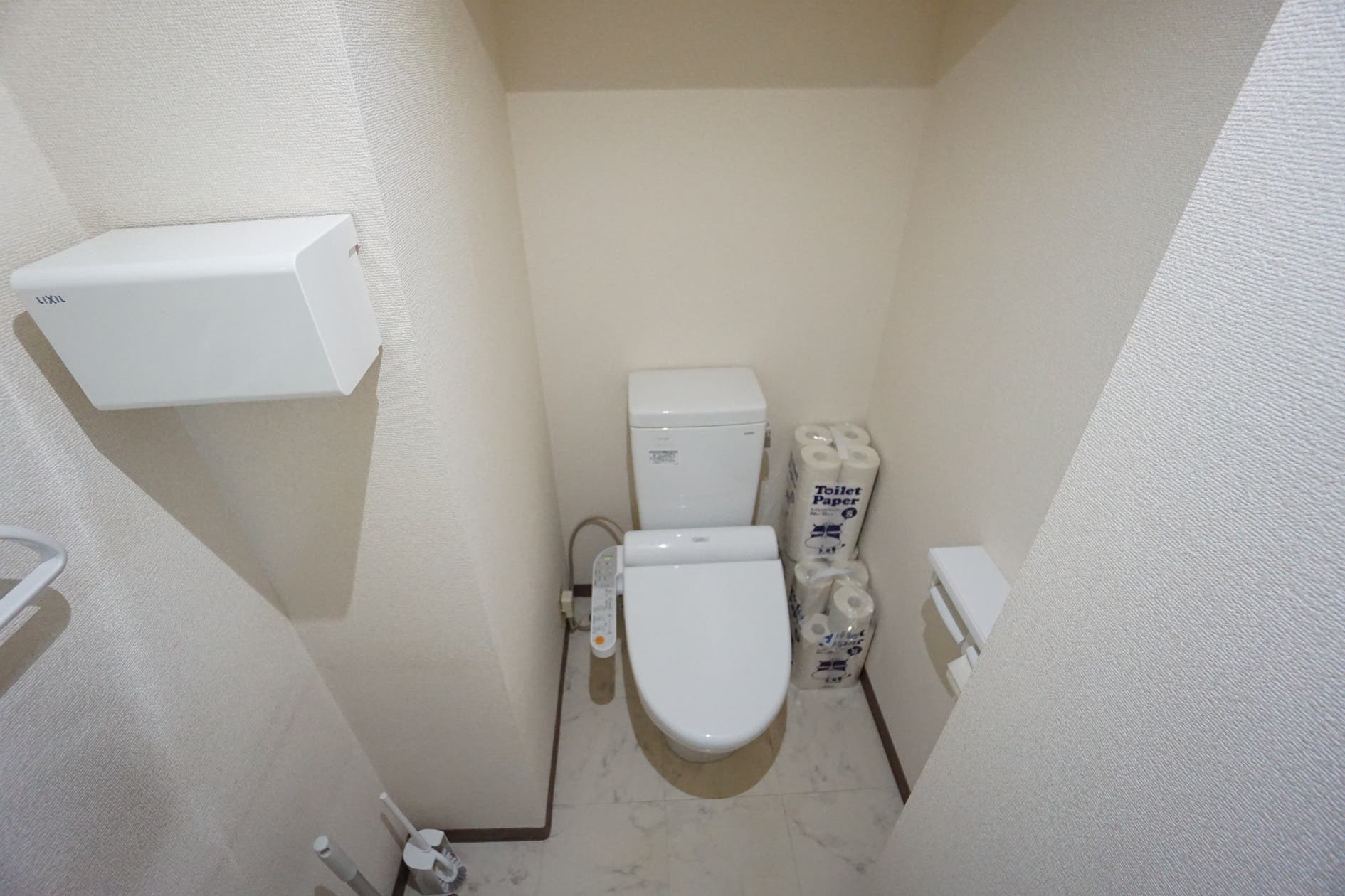 ＜PRIME BOOTH丸の内駅前No.4（ラージ）＞丸の内駅2番出口1分🚃完全個室🚪光回線Wi-Fi📶モニター🖥電源🔌の写真9