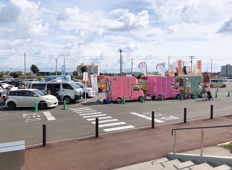 【フレスポ恵み野】屋外スペースの写真2