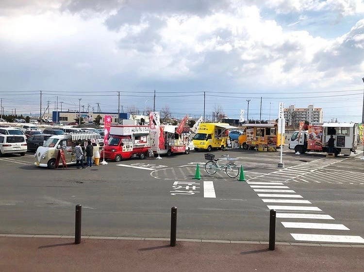 【フレスポ恵み野】屋外スペースの写真3