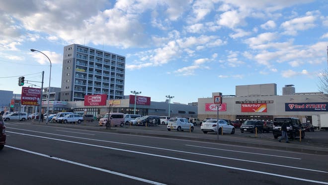 【フレスポ琴似】C棟 風除室内の写真1