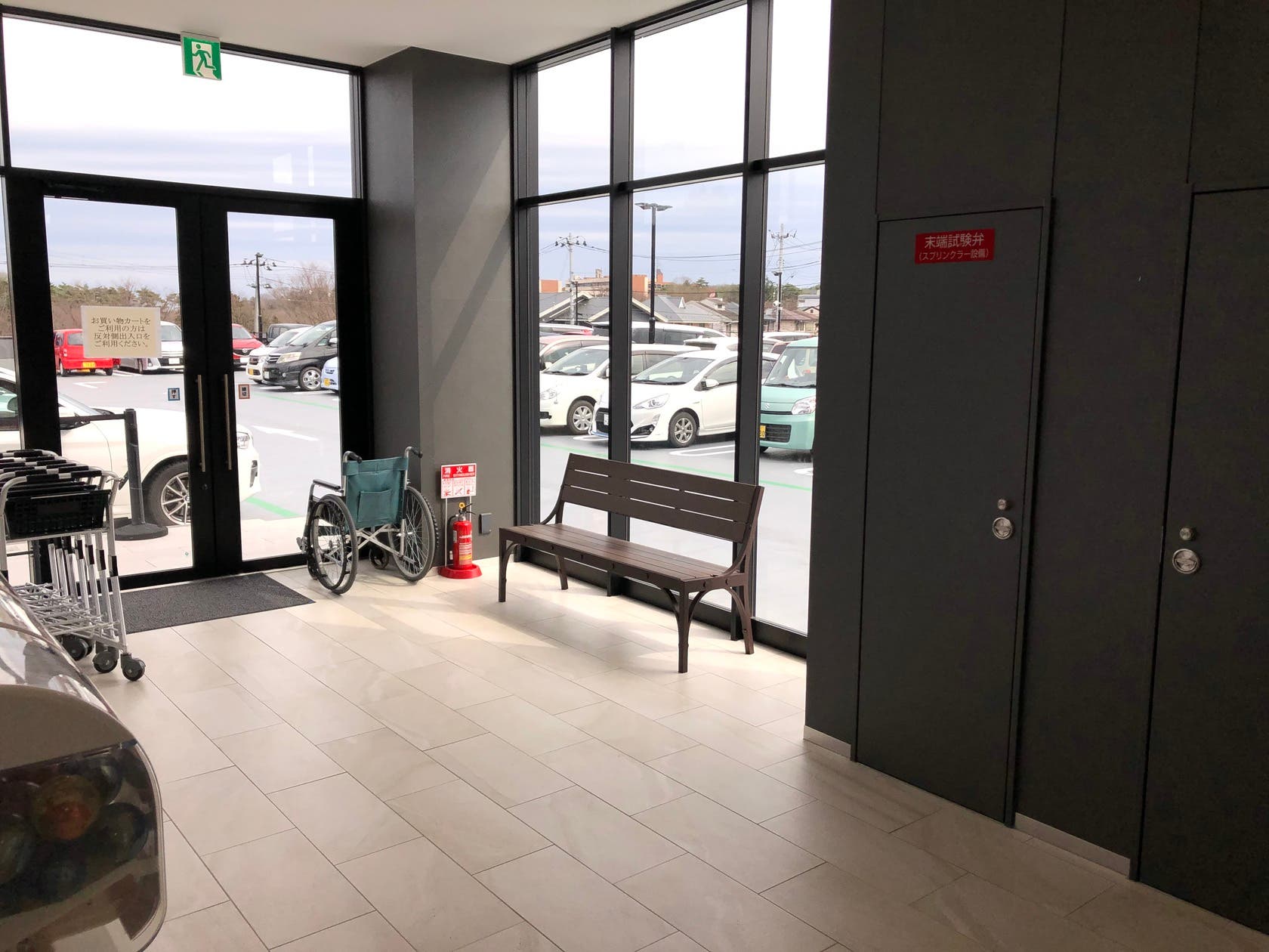 【ＢＲＡＮＣＨ仙台】EAST2F　エレベーターホールの写真3