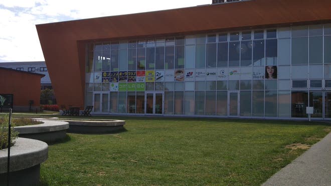 【BRANCH札幌月寒】屋外Eゾーン(花壇側芝生広場)の写真2