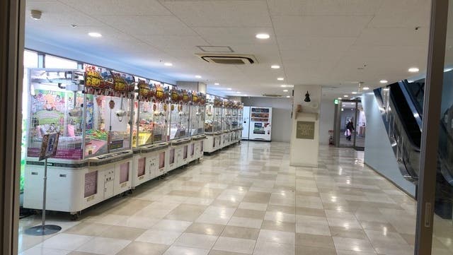 【フレスポ八潮】3F エスカレーターホール2(ホール内)の写真3