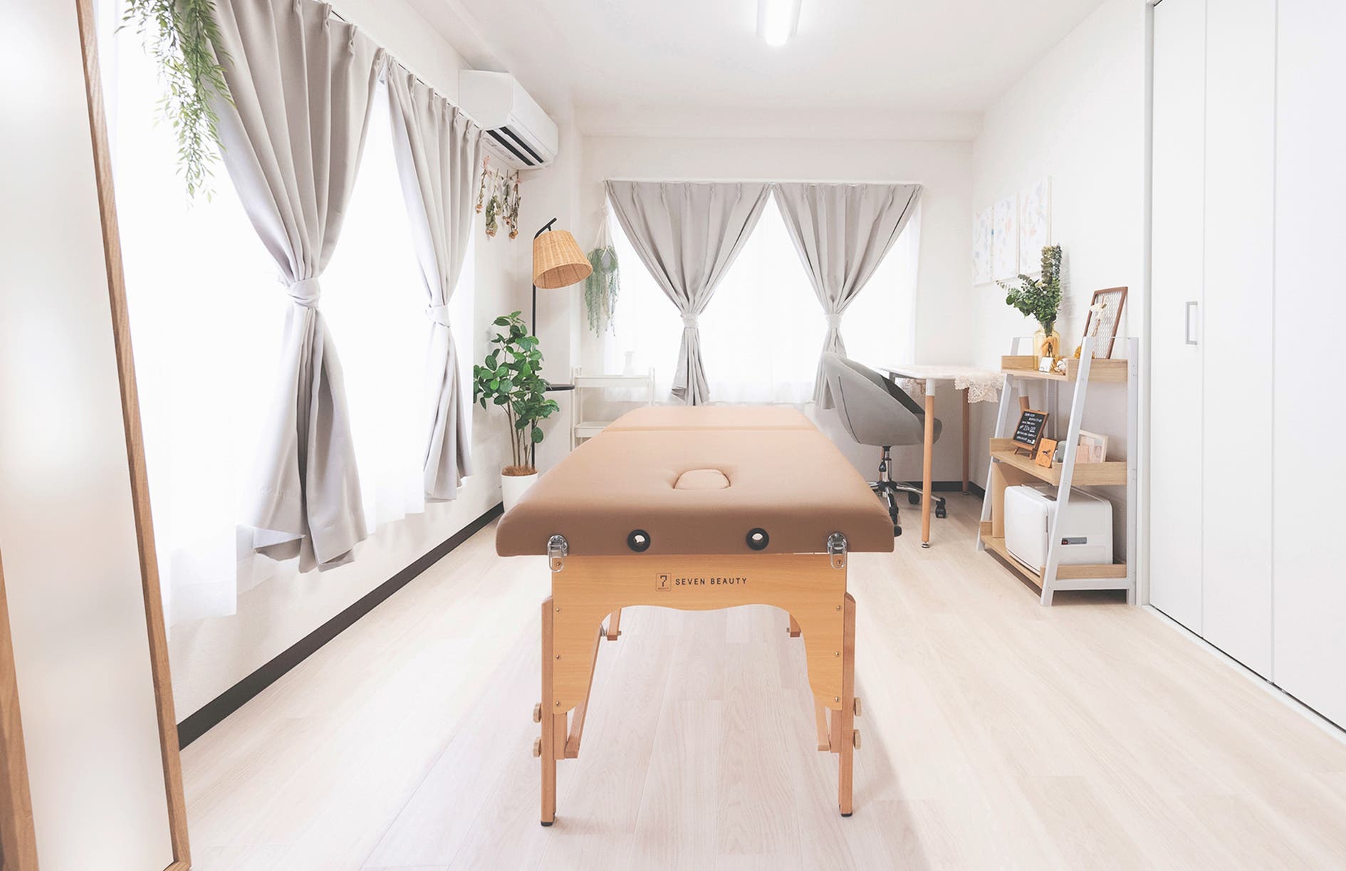 [NEW OPEN]　三軒茶屋駅徒歩2分！エステ、ネイル、マッサージ、整体、ヨガ、など用途様々なリラックス空間の写真3