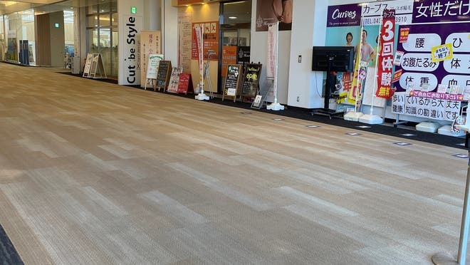 【フレスポ稲毛】イーストモール1F共用部(GU前)①(カーブス側)の写真2