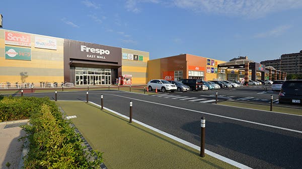 【フレスポ稲毛】ナップス前デッキ②の写真1