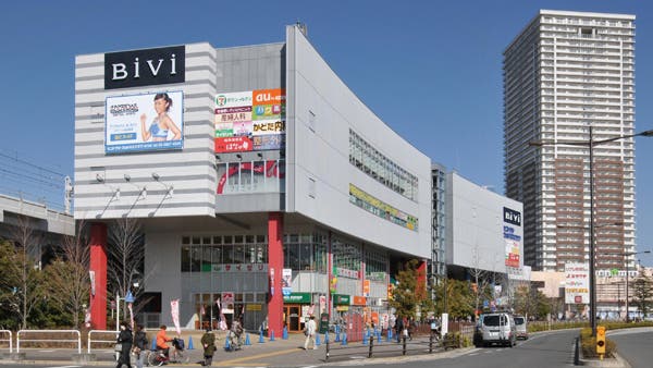 【BiVi南千住】1F建物南側(公開広場)の写真1